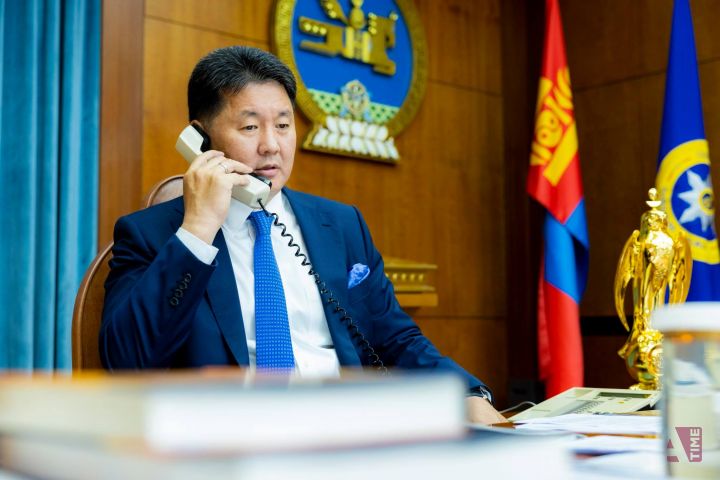 Монгол Улсын Ерөнхийлөгч У Хүрэлсүх ОХУ ын Ерөнхийлөгч В В Путин нар